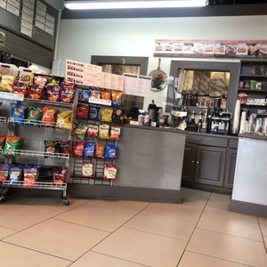 615 DELI - Updated August 2025 - 46 Photos & 97 Reviews - 1703 Portland ...