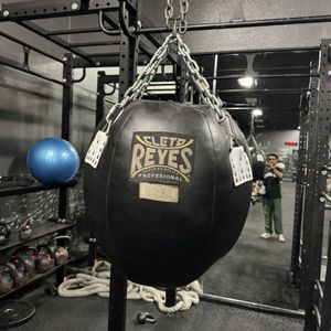 CRUNCH FITNESS - EASTLAKE - Updated June 2025 - 135 Photos & 157 ...