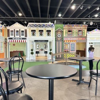 TOODLEY TOWN - Updated July 2025 - 254 Photos & 121 Reviews - 5875 S Rainbow Blvd, Las Vegas ...
