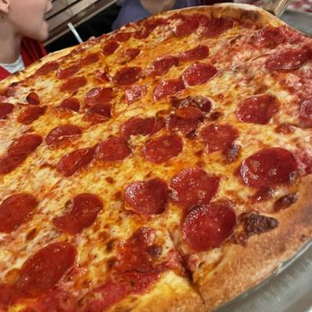 LA ROSA’S PIZZA - Updated December 2025 - 67 Photos & 98 Reviews - 335 ...