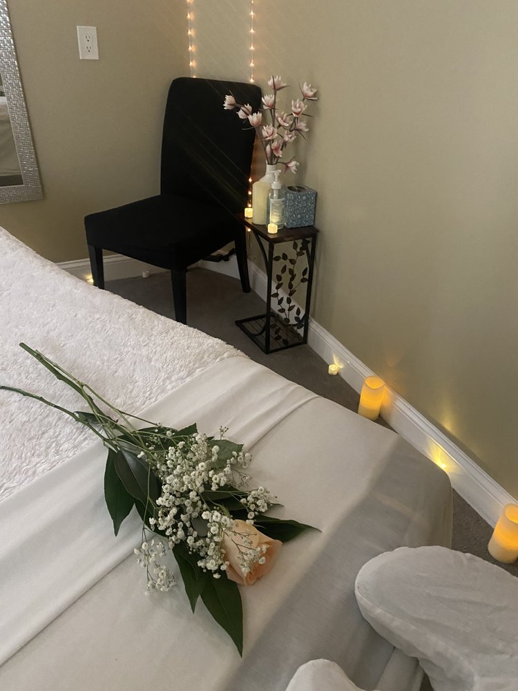 THE MASSAGE STUDIO - Updated May 2025 - 12 Reviews - 408 Highland Ave ...