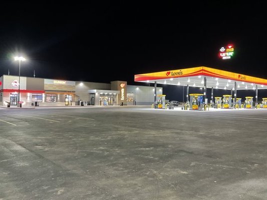 LOVE’S TRAVEL STOP - Updated October 2025 - 12 Photos - 5275 N Fork Rd ...