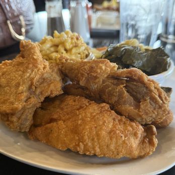 MR CHARLES CHICKEN AND FISH UPTOWN - Updated July 2025 - 75 Photos & 68 ...