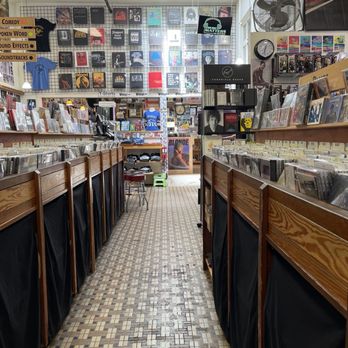 BOO BOO RECORDS - Updated December 2025 - 93 Photos & 177 Reviews - 978 ...