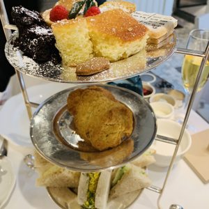 BEACON HILL BOOKS & CAFE - 108 Photos & 45 Reviews - 71 Charles St ...