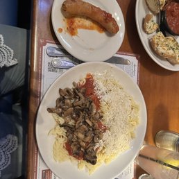 THE OLD SPAGHETTI FACTORY - Updated February 2025 - 1018 Photos & 935 ...