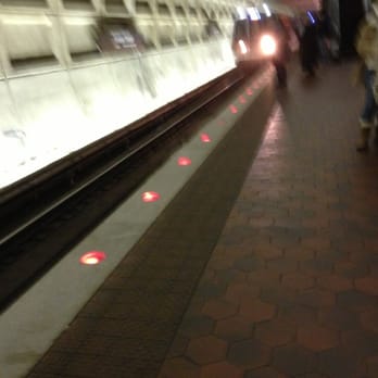 FEDERAL CENTER SW METRO STATION - Updated December 2025 - 23 Photos ...