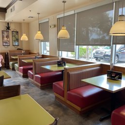 FLIPPERS PIZZERIA - Updated July 2025 - 171 Photos & 239 Reviews - 7339 ...