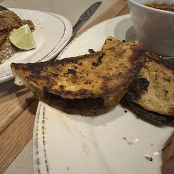 LA VICTORIA BARRA + COCINA MEXICANA - Updated September 2024 - 301 ...