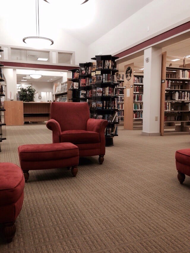 TYRONE PUBLIC LIBRARY - Updated October 2025 - 10 Photos - 143 Commerce ...