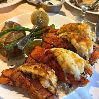 CARINO - Updated December 2025 - 197 Photos & 53 Reviews - 2210 4th ...