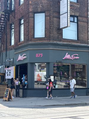 LITTLE ESE - Updated December 2025 - 68 Photos & 11 Reviews - 875 Queen ...