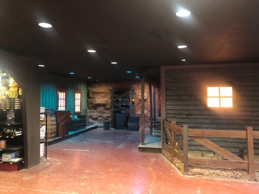 CAN DO HARDWARE - Updated July 2025 - 44 Photos - 303 3rd Ave SW ...