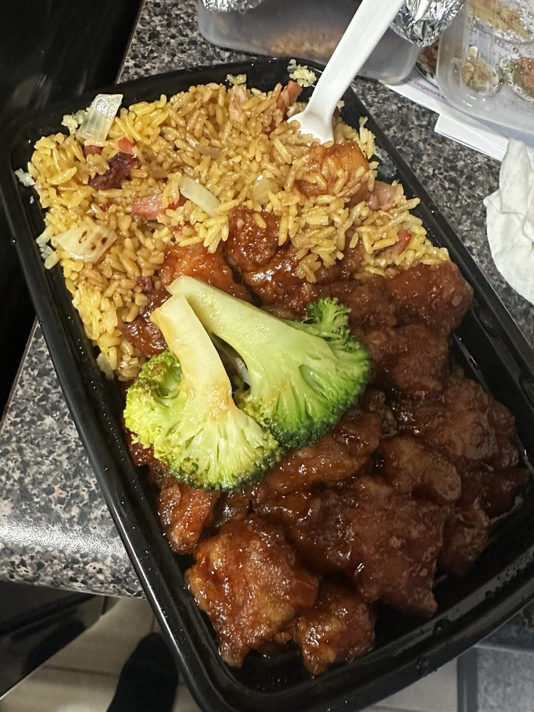 CHINA EXPRESS - Updated August 2025 - 25 Photos & 26 Reviews - 12023 ...