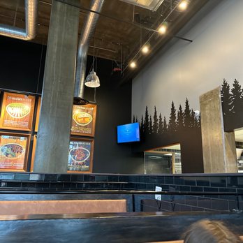 ZEEKS PIZZA - Updated December 2025 - 67 Photos & 183 Reviews - 16015 ...