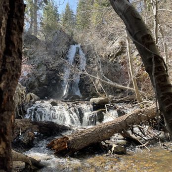 HUNTER CREEK WATERFALL TRAIL - Updated December 2025 - 388 Photos & 71 ...