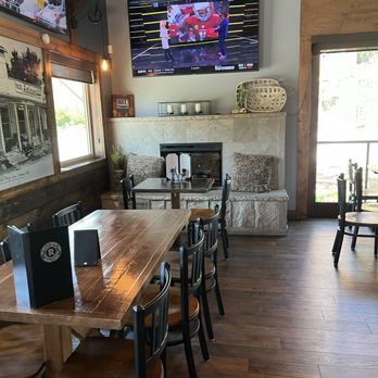 THE ROCK FOOD & FRIENDS AT QUARRY TOWN - Updated August 2025 - 114 ...