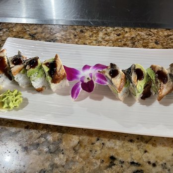 MANDOLIN SUSHI AND STEAKHOUSE with photos - Updated August 2024 - 640 ...