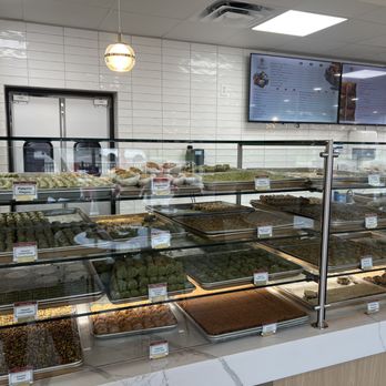 FARHAT SWEETS - Updated October 2025 - 363 Photos & 180 Reviews - 2999 ...