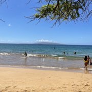 ULUA BEACH PARK - 201 Photos & 86 Reviews - Beaches - Halealii Pl ...