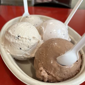 SMITTEN ICE CREAM - Updated August 2024 - 533 Photos & 281 Reviews ...