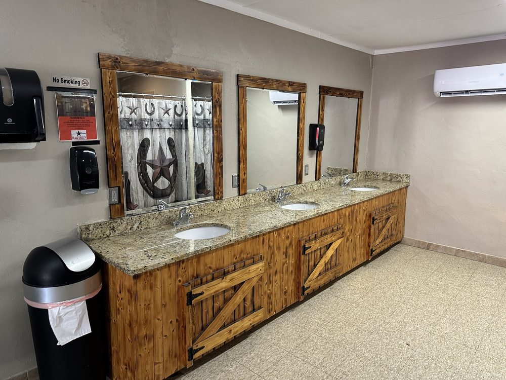 TEJAS VALLEY RV PARK - Updated January 2026 - 78 Photos & 21 Reviews ...