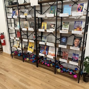 ABOUT TIME BOOKSTORE - Updated December 2025 - 12 Reviews - 528 N ...