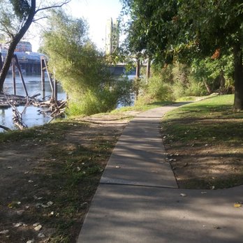 RIVER WALK PARK - Updated December 2025 - 125 Photos & 20 Reviews - 651 ...