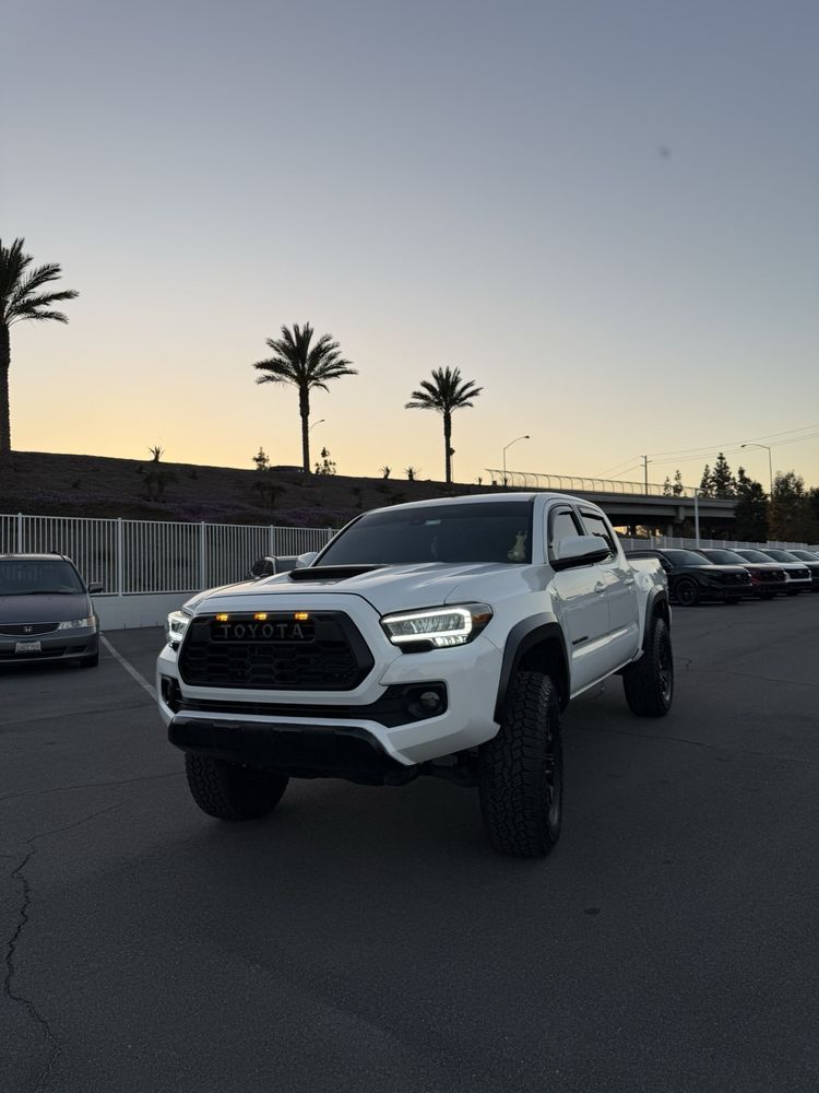 RIVERSIDE COLLISION CENTER - Updated September 2025 - 31 Photos & 25 ...