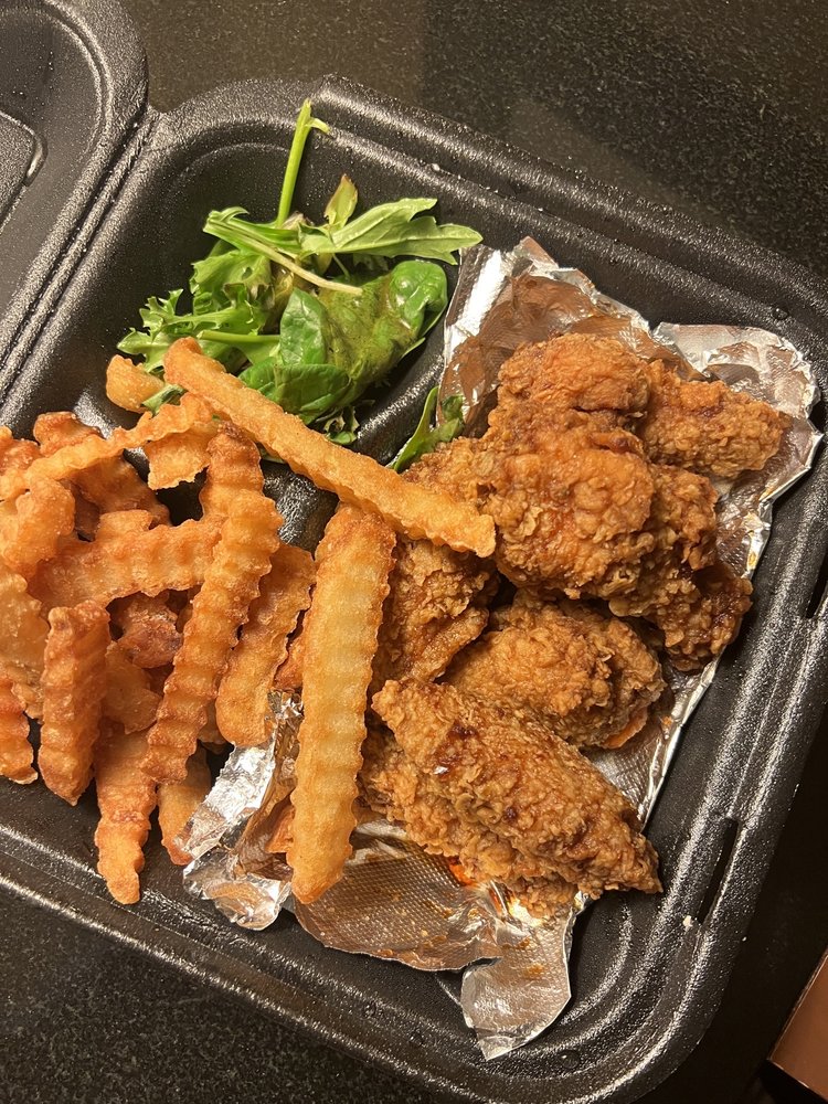 TOREORE - Updated December 2025 - 14 Photos - 711 W Jackson Blvd ...