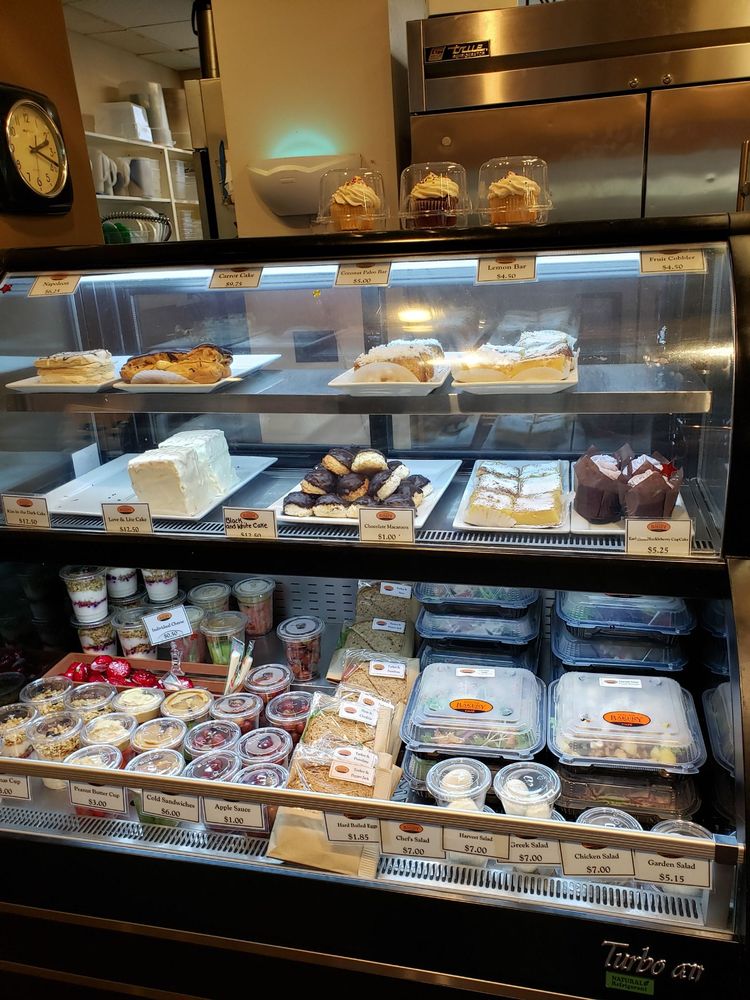 BAKERY BY THE LAKE - 117 Photos & 92 Reviews - Bakeries - 601 E Front ...