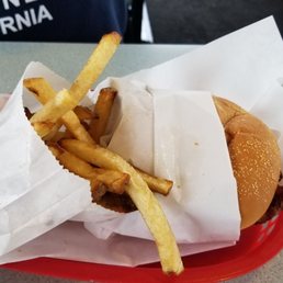 K & M DRIVE-IN - Updated April 2024 - 147 Photos & 501 Reviews - 3414 ...