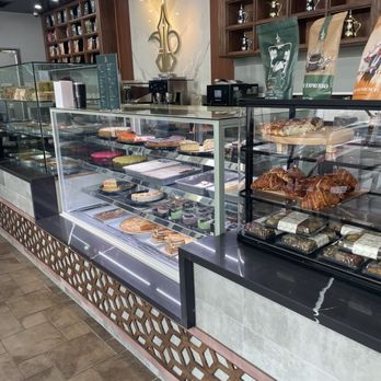 DELAH COFFEE - Updated January 2025 - 110 Photos & 51 Reviews - 450 ...