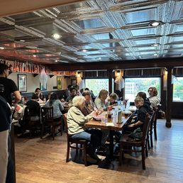 BRIDGE VIEW TAVERN & BEER GARDEN - Updated December 2025 - 1045 Photos ...