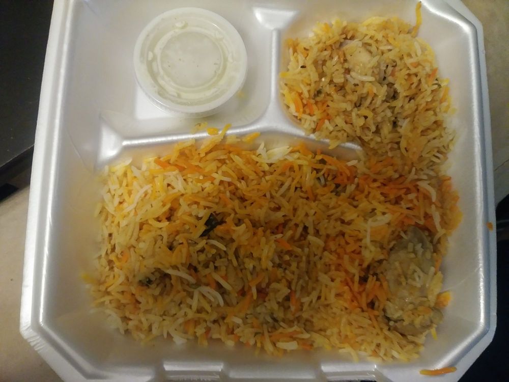 RAJA’S CURRY KITCHEN & GRILL - 122 Photos & 66 Reviews - Indian - 3821 ...