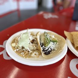 ONETACO - AN URBAN TAQUERIA - Updated October 2025 - 403 Photos & 484 ...