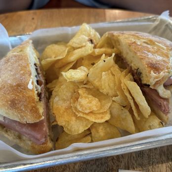 1418 COFFEE - Updated September 2025 - 71 Photos & 47 Reviews - 102 E ...