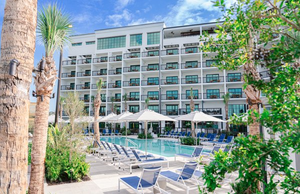 THE PERRY HOTEL NAPLES - Updated May 2025 - 14 Photos - 12155 Tamiami ...