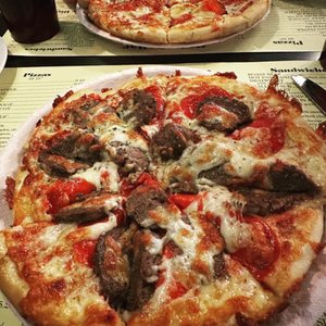 FRONT ROW PIZZERIA - Updated May 2025 - 39 Photos & 186 Reviews - 137 ...