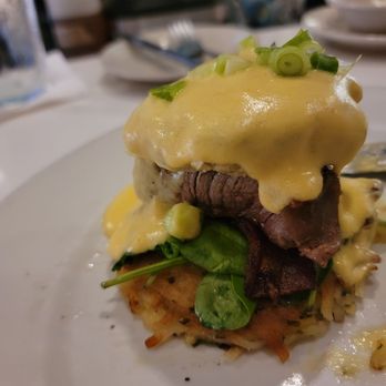 BRIGHTON BAR & GRILL - Updated August 2024 - 237 Photos & 377 Reviews ...