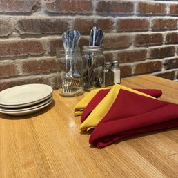 CRUSHED RED- OVERLAND PARK - Updated January 2026 - 144 Photos & 179 ...