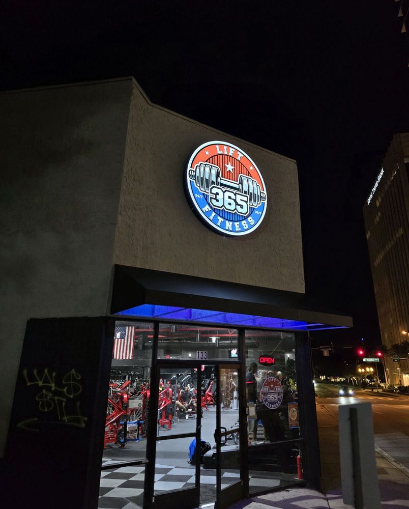 LIFT 365 FITNESS - Updated May 2026 - 133 E Robinson St, Orlando ...