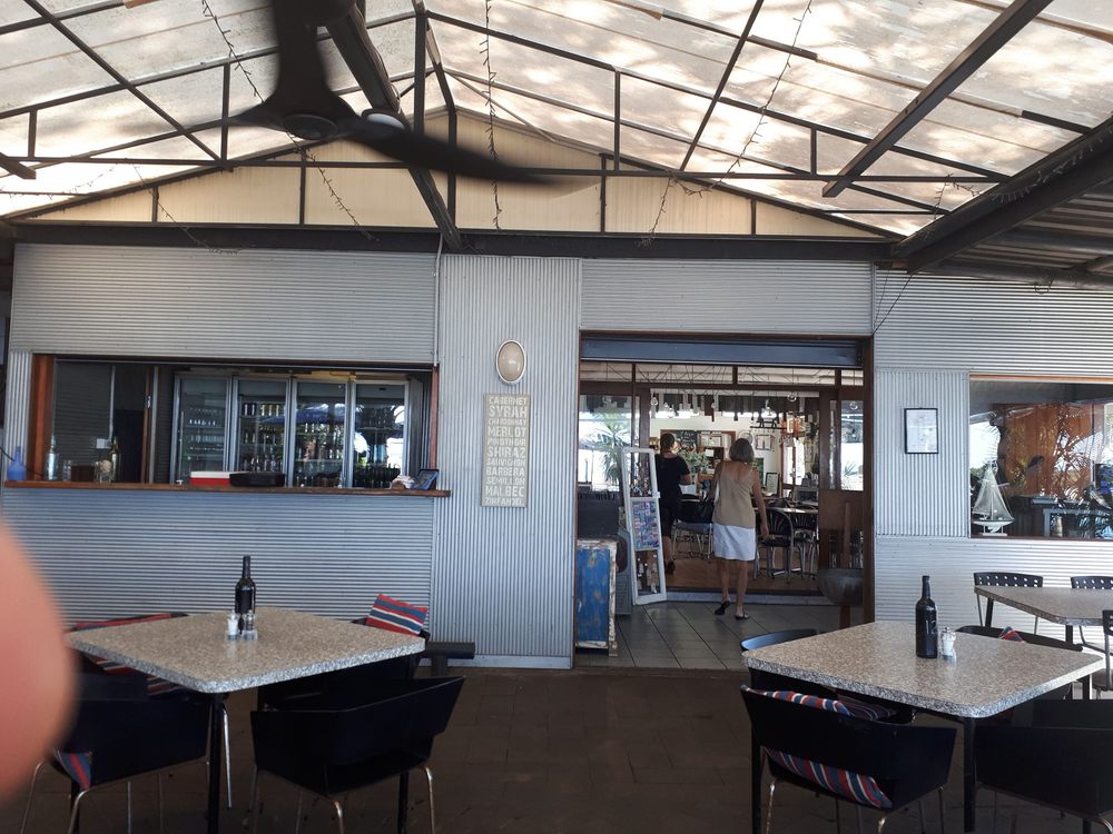 GOODY’S ON THE BEACH - Updated December 2025 - 16 Photos - 54 Moreton ...