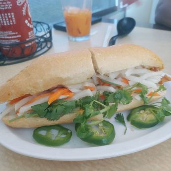 PHO VISTA - Updated December 2025 - 606 Photos & 1085 Reviews - 485 S ...