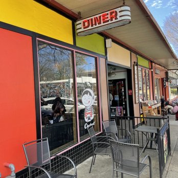 CLOCKED - Updated August 2024 - 216 Photos & 456 Reviews - 259 W ...