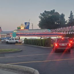 EZ’S BURGER DELUXE - Updated December 2025 - 89 Photos & 212 Reviews ...