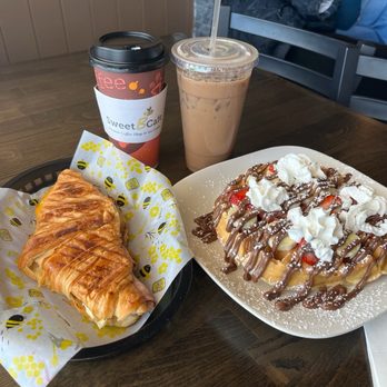 SWEET B CAFE - Updated December 2024 - 78 Photos & 27 Reviews - 945 ...