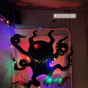 OCTOPUS BAR - Updated October 2025 - 146 Photos & 211 Reviews - 560 ...
