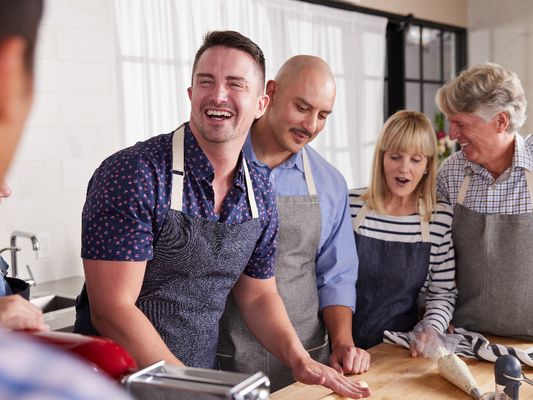 SUR LA TABLE - Updated October 2025 - 70 Photos & 33 Reviews - 1915 ...