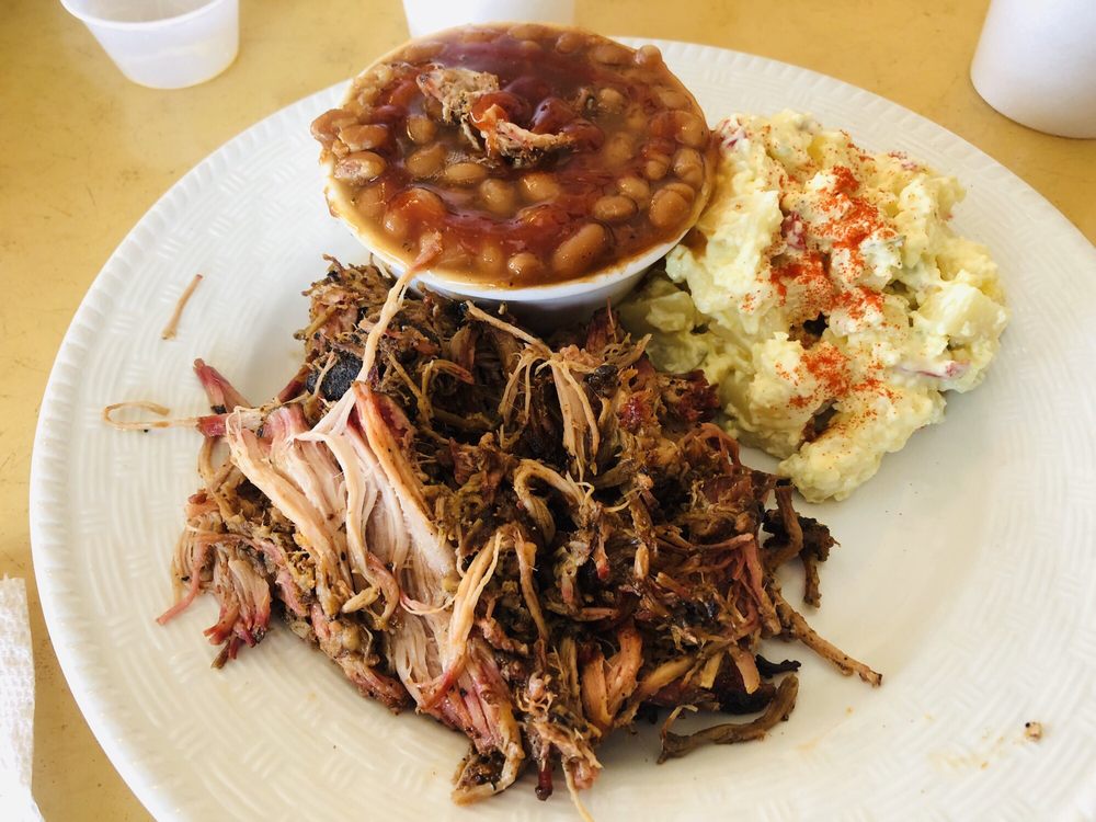 THE SMOKE AND BRICKS - Updated August 2025 - 11716 McMinnville Hwy ...